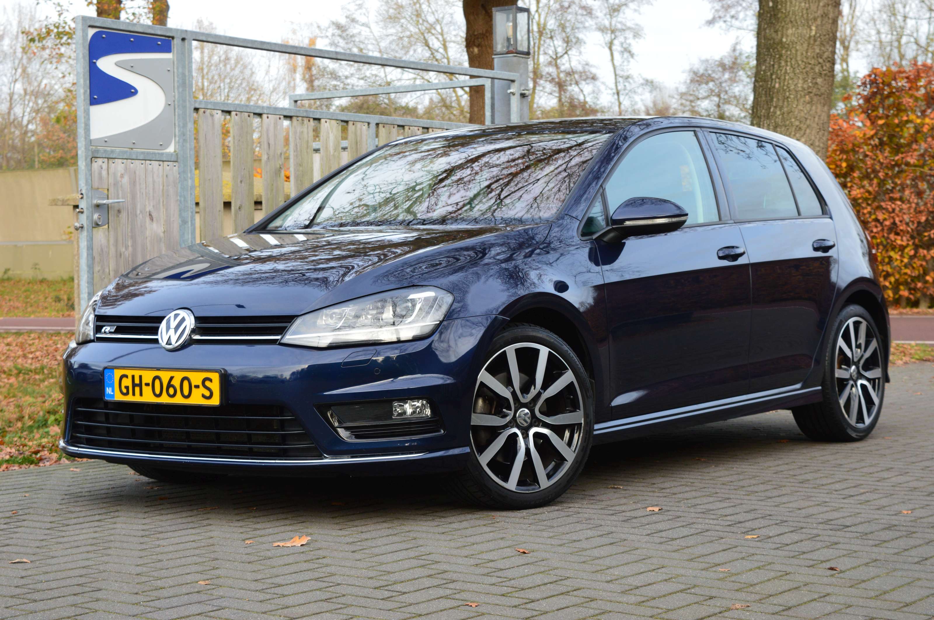 Volkswagen Golf 1.4 TSI ACT Business Edition R – Autobedrijf Slager